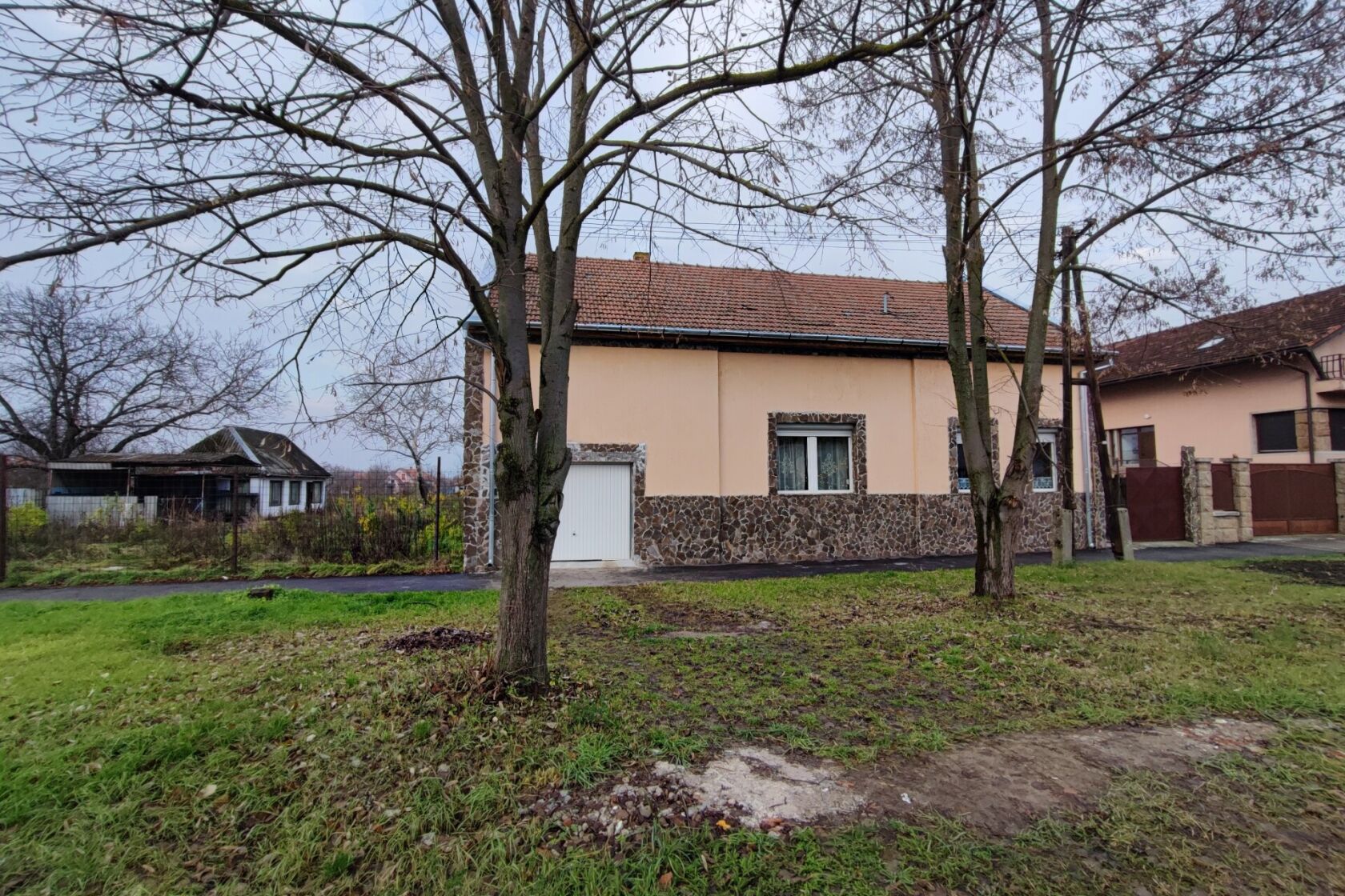 Casa ieftina 4 camere - Battonya, Ungaria, ID: 1260 :: IMOBILIARE Exclusive